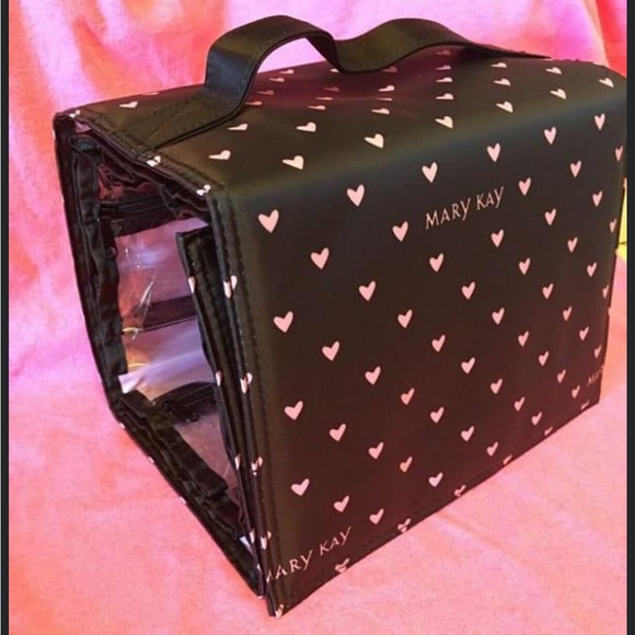 Mary Kay | Bags | Nwt Marykay Traveling Cosmetics Bag Black Unfolds And ...